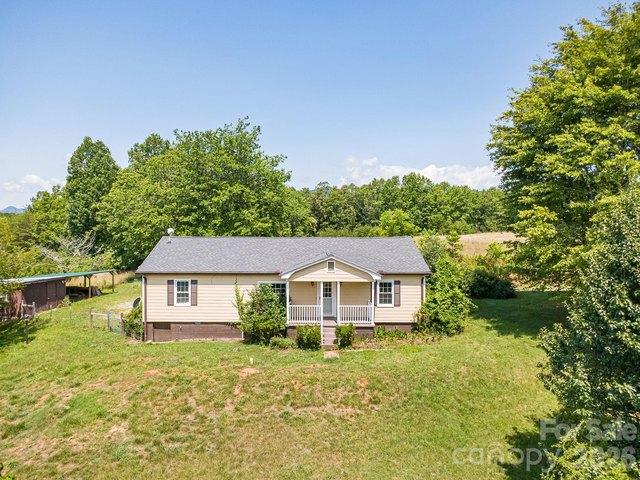 111 Bible School Rd, Lake Lure, NC 28746