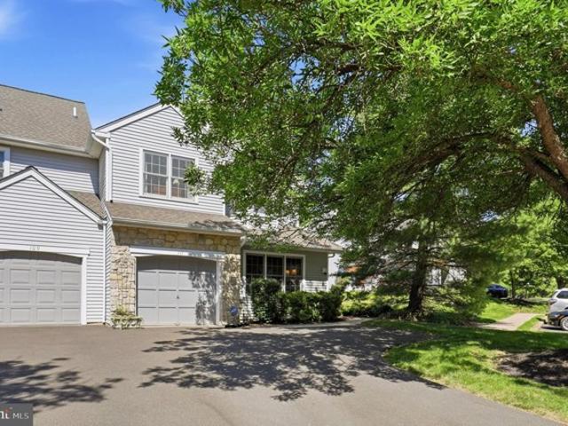 111 Blue Ribbon Dr, North Wales, PA 19454