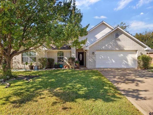 111 Bluebird St, Whitehouse, TX 75791 | MLS #25016 | Compass