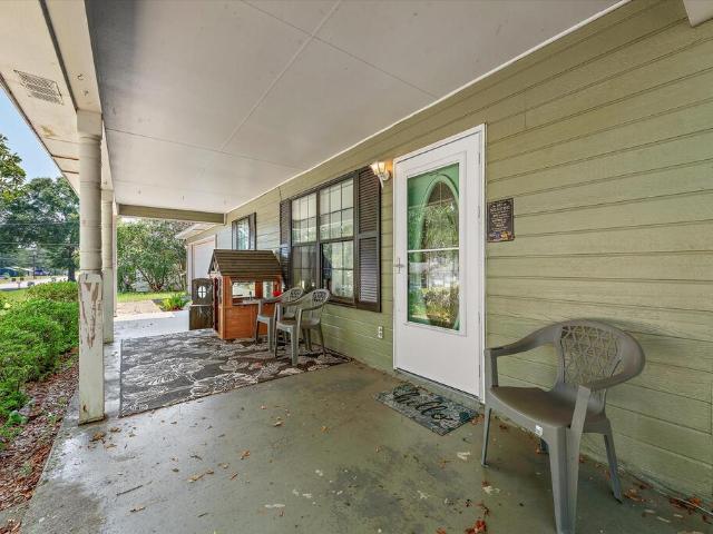 111 Blackhawk Dr
