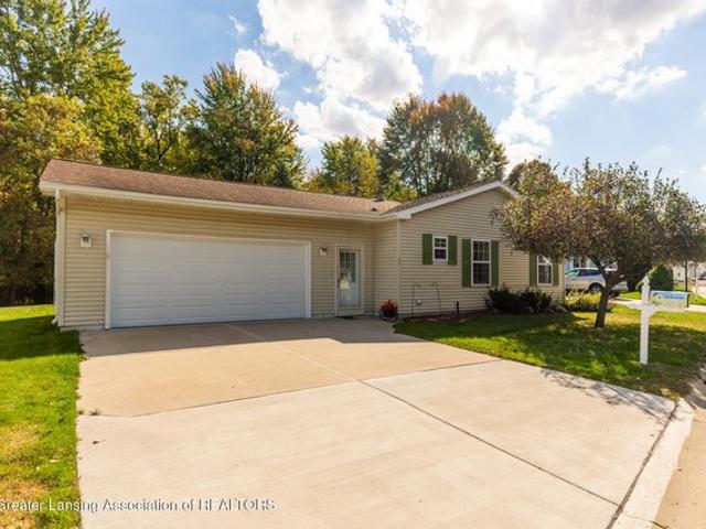 111 Block St, Williamston, MI 48895