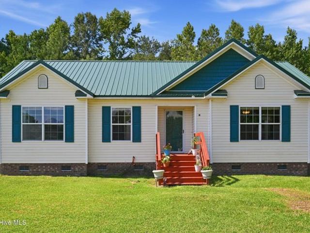 111 Bradham Dr, Beulaville, NC 28518