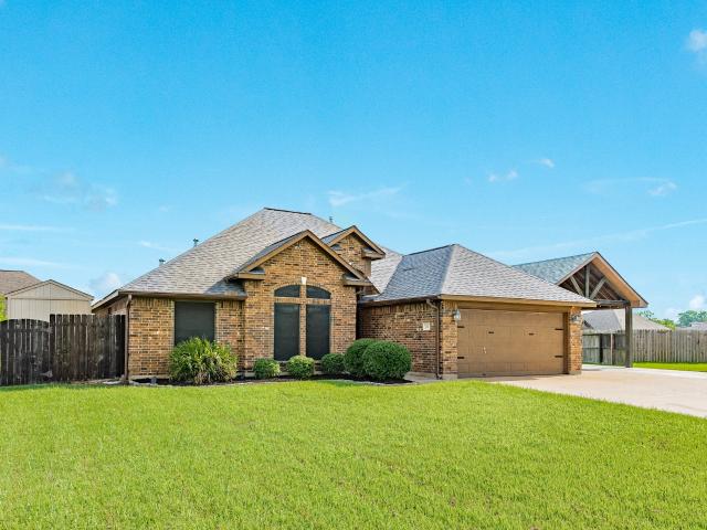 111 Goldfinch Ct