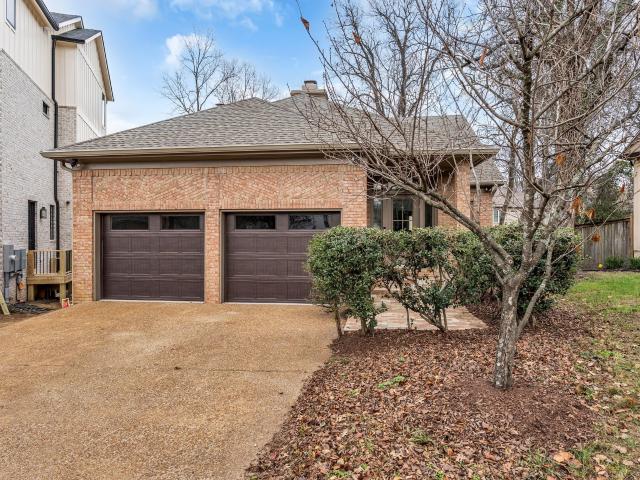 111 Glendower Ct