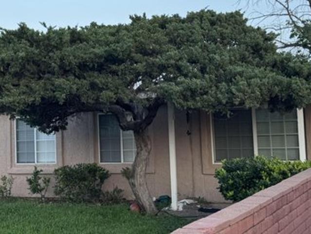 111 Graham Dr, Bisbee, AZ 85603