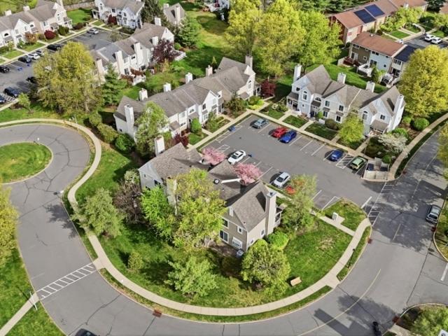 111 Dorset Ct