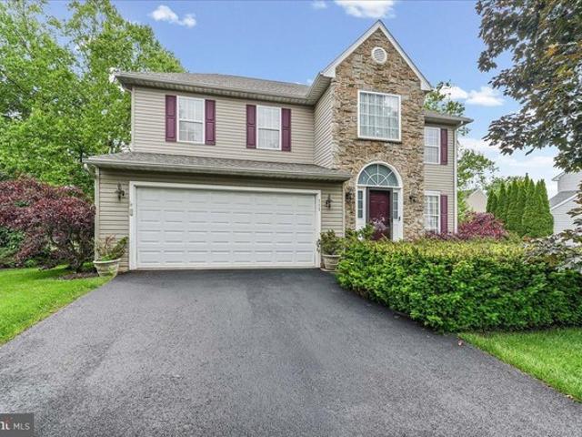 111 Danbury Dr, Coatesville, PA 19320