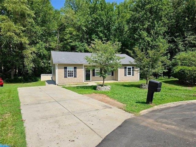 111 Dundee Ct, Maiden, NC 28650