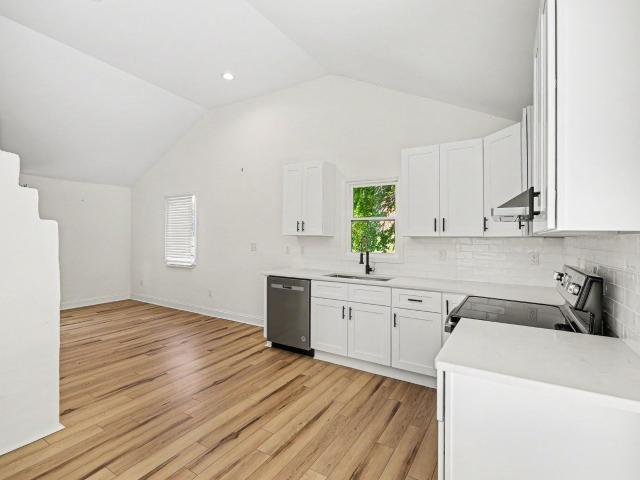 111 Dunstan Avenue