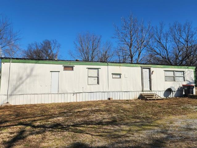 111 E 4th St, Chelsea, OK 74016