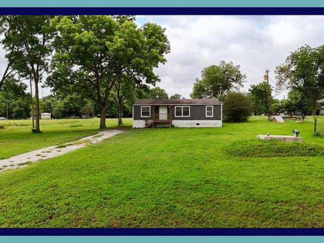 111 E 5th St, Stonewall, OK 74871