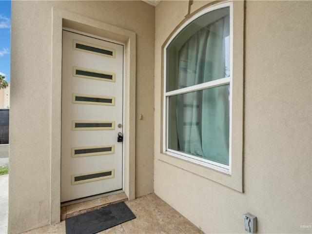 111 E Venus Lane 3