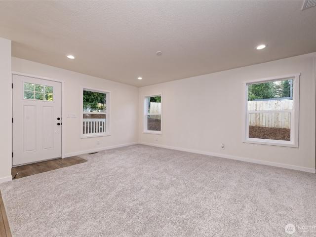111 E Ashwood Lane