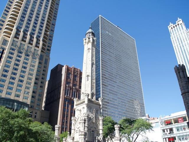 111 E Chestnut St Apt 20H, Chicago, IL 60611