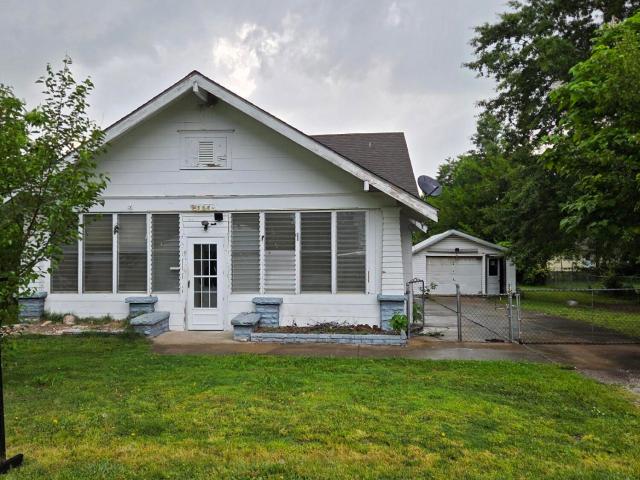 111 E Forest Street