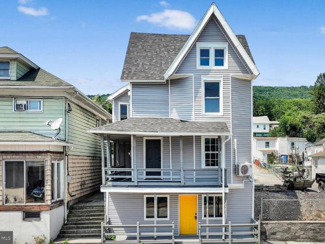 111 E Grand Avenue