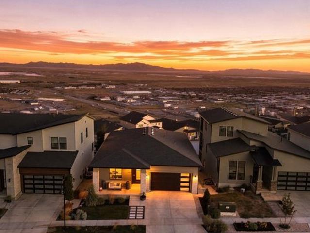 111 E Miller Ave, North Salt Lake, UT 84054