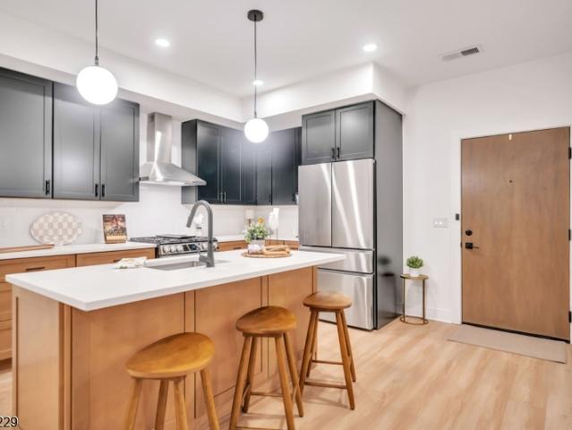 111 Encampment Ct, Towaco, NJ 07082 | MLS #4010 | Compass