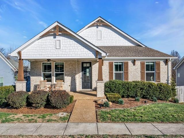 111 Ellersly Way, Kingston Springs, TN 37082