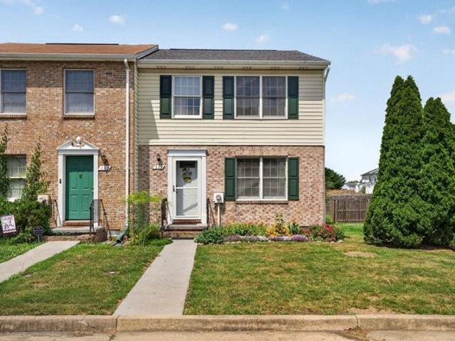 111 Equestrian Dr, Stephens City, VA 22655