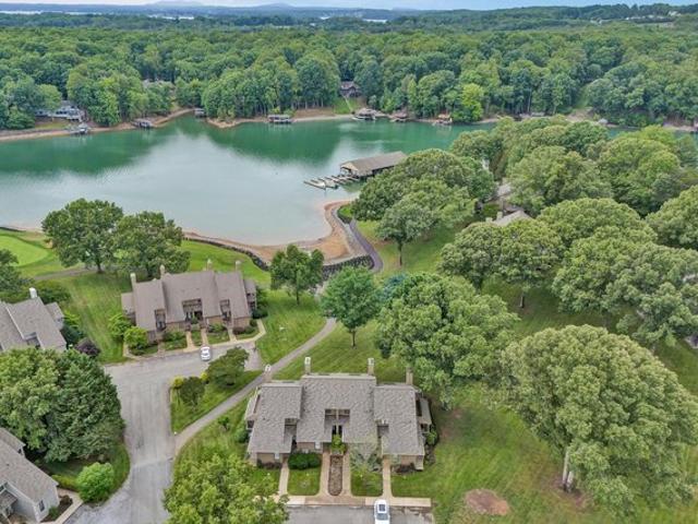 111 Fawn Haven Ln, Huddleston, VA 24104