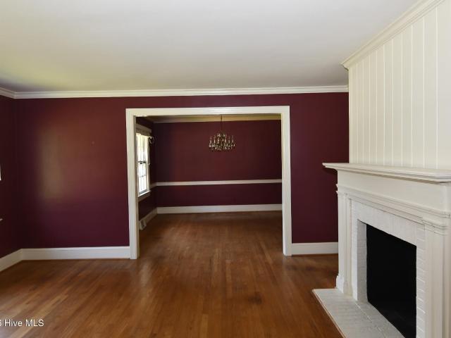 111 Fairlane Road