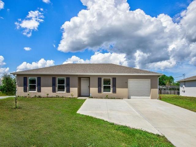111 Ferguson St SE, Palm Bay, FL 32909