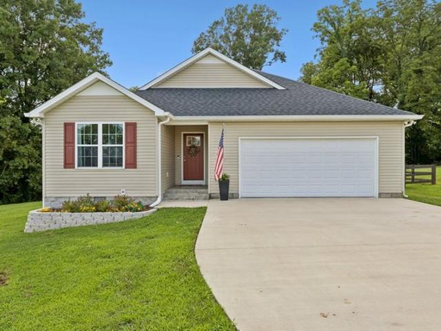 111 Fiddlers Ct, Pulaski, TN 38478