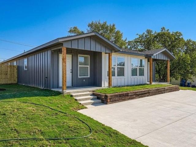 111 Fisher St Unit A, Elgin, TX 78621
