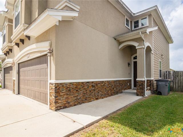 111 Fleetwood Drive