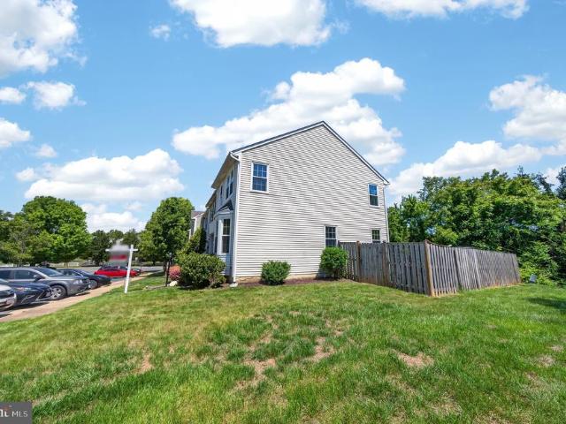 111 Knollwood Court