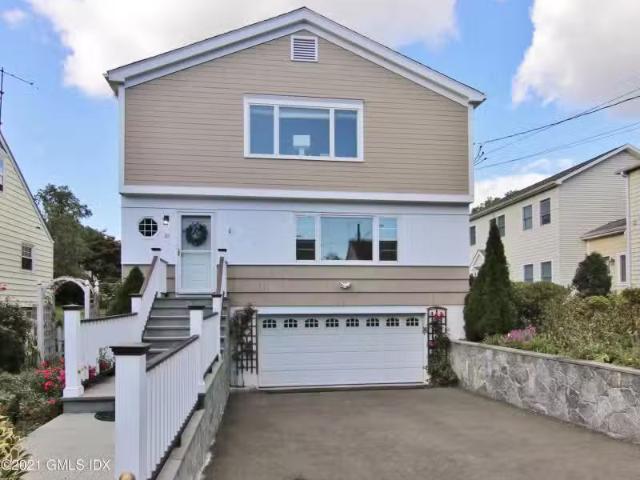 111 Halstead Ave #1, Greenwich, CT 06831