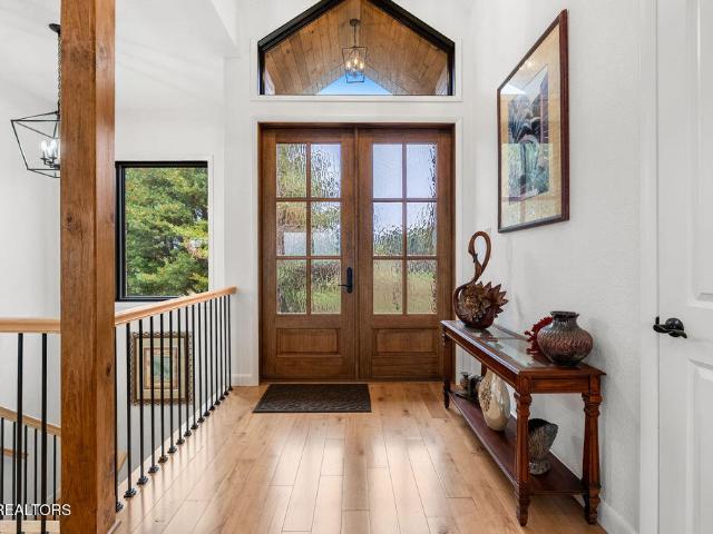 111 Harbor View Lane