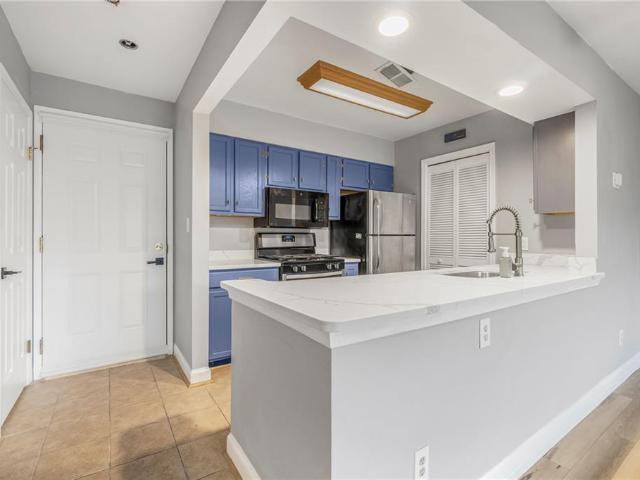111 High ST # 409