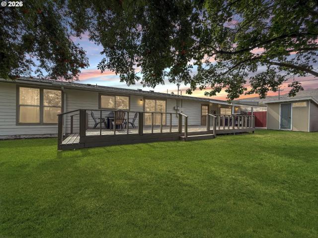 111 hillcrest dr