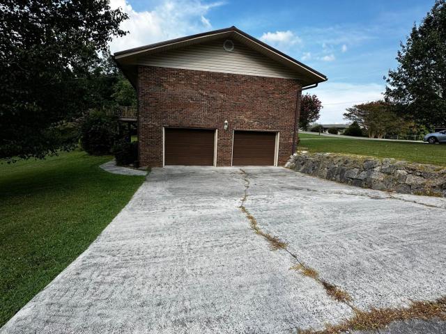 111 Hutton Court