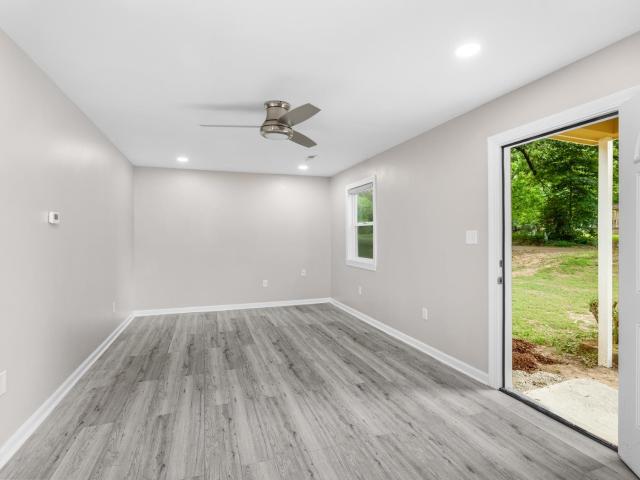 111 huffman dr