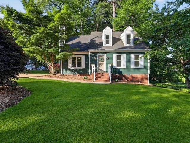 111 Jones Cir, Clayton, NC 27520