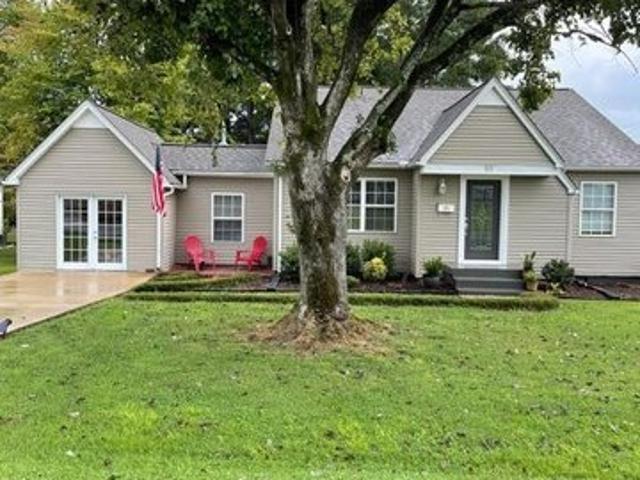 111 Jean St, Paris, TN 38242