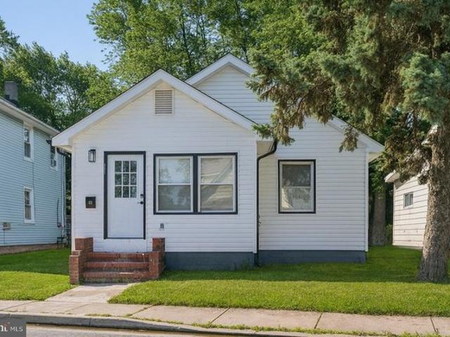 111 Oak St, Dundalk, MD 21222