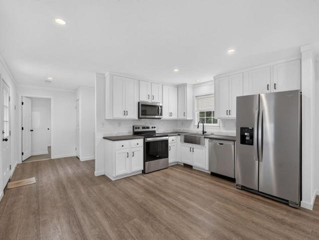 111 Old Brookline Rd Unit 2, Milford, NH 03055