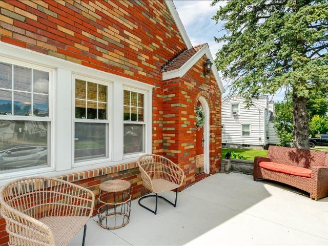 111 LOREN Street