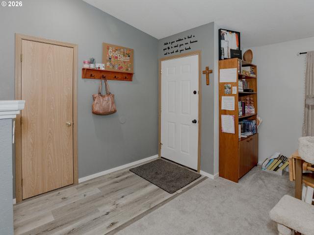 111 laurel ln