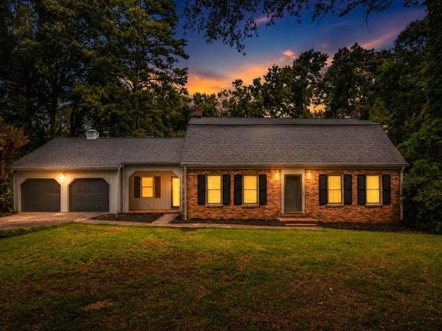 111 Lakeview Cir, Clemson, SC 29631