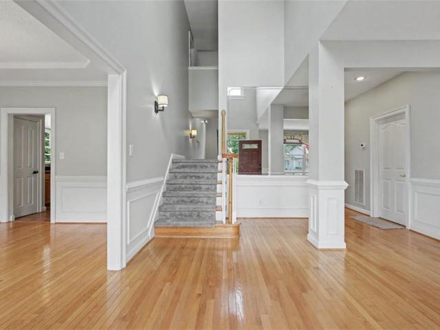 111 Leyland CT