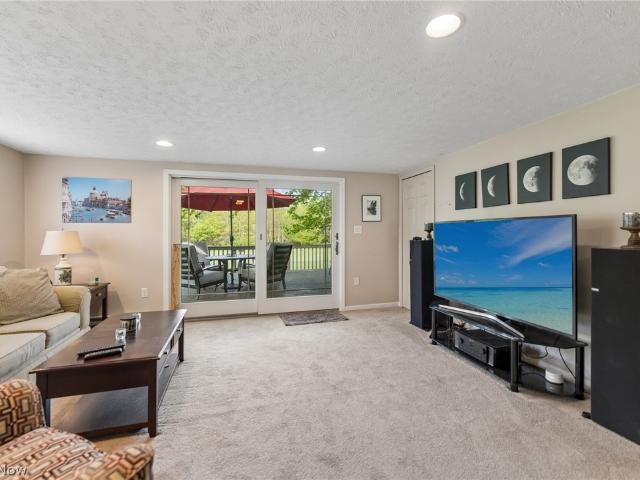 111 Leaview Lane