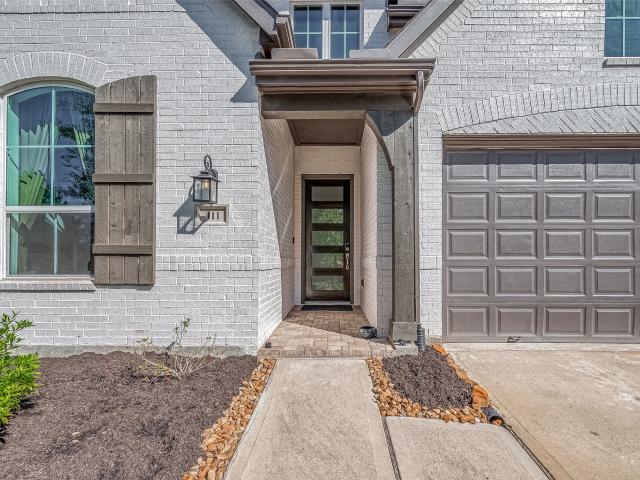 111 Liatris Court