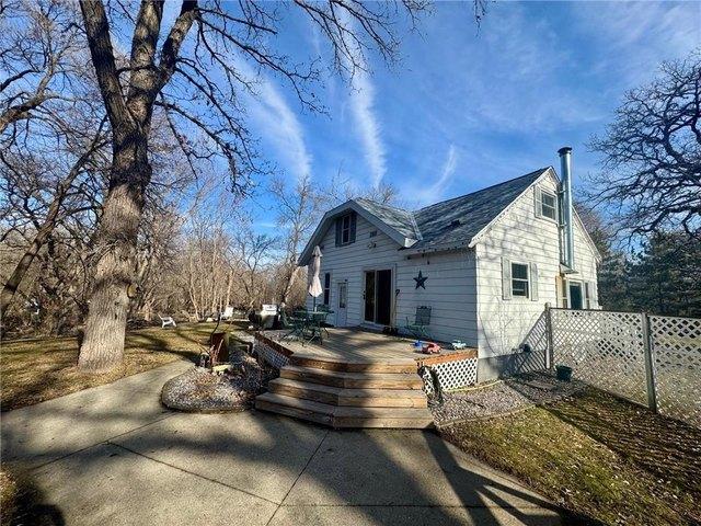 111 Lyndall Ave, Paynesville, MN 56362