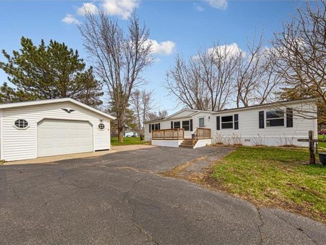 111 Monet Pl, Mankato, MN 56001