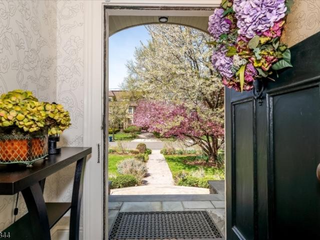 111 Montclair Ave